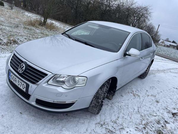 Grey Volkswagen Passat 2006 in Alytus, with an engine capacity of 2.00 L and mileage of 195 thousand km for 2200 €, photo 9 on AUTOMOTO.COM.LV