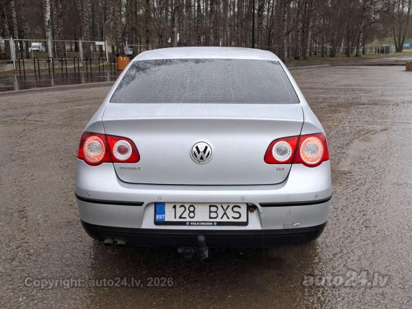 Grey Volkswagen Passat 2006 in Tartu, with an engine capacity of 1.90 L and mileage of 350 thousand km for 1999 €, photo 3 on AUTOMOTO.COM.LV