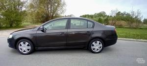 Pelēks Volkswagen Passat 2006 Panevēža, ar dzinēja tilpumu 1.90 L un nobraukumu 420 tūkst. km par 1650 €, foto 7 vietnē AUTOMOTO.COM.LV