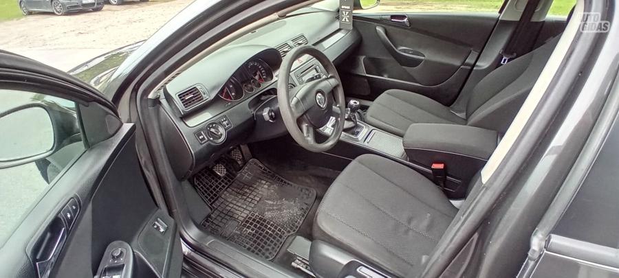 Pelēks Volkswagen Passat 2006 Panevēža, ar dzinēja tilpumu 1.90 L un nobraukumu 420 tūkst. km par 1650 €, foto 9 vietnē AUTOMOTO.COM.LV