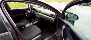 Pelēks Volkswagen Passat 2006 Panevēža, ar dzinēja tilpumu 1.90 L un nobraukumu 420 tūkst. km par 1650 €, foto 13 vietnē AUTOMOTO.COM.LV