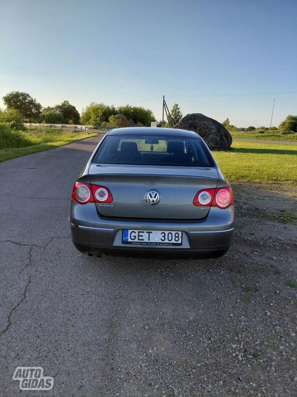 Pelēks Volkswagen Passat 2006 Pakruojis, ar dzinēja tilpumu 1.90 L un nobraukumu 369 tūkst. km par 1950 €, foto 4 vietnē AUTOMOTO.COM.LV