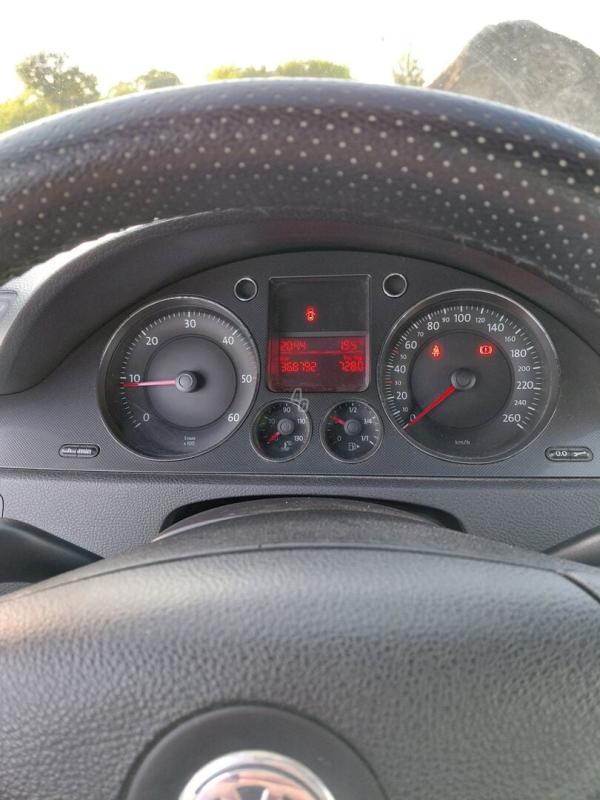 Pelēks Volkswagen Passat 2006 Pakruojis, ar dzinēja tilpumu 1.90 L un nobraukumu 369 tūkst. km par 1950 €, foto 8 vietnē AUTOMOTO.COM.LV