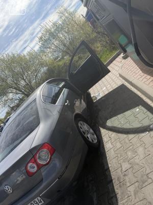 Grey Volkswagen Passat 2006 in Kaunas, with an engine capacity of 2.00 L and mileage of 414 thousand km for 1250 €, photo 6 on AUTOMOTO.COM.LV