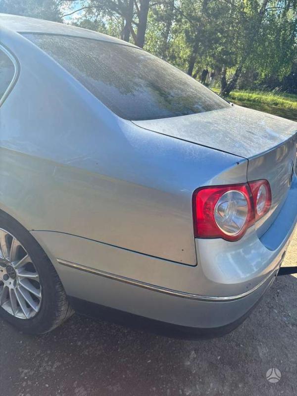 Pelēks Volkswagen Passat 2006 Gargždai, ar dzinēja tilpumu 1.97 L un nobraukumu 310 tūkst. km par 1500 €, foto 5 vietnē AUTOMOTO.COM.LV