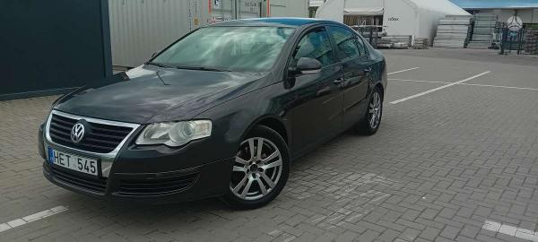 Pelēks Volkswagen Passat 2006 Panevēža, ar dzinēja tilpumu 1.90 L un nobraukumu 420 tūkst. km par 1200 €, foto 1 vietnē AUTOMOTO.COM.LV