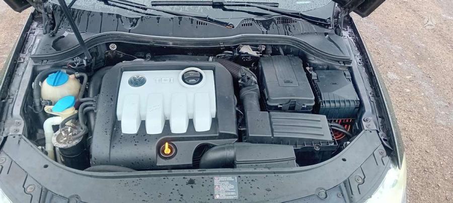 Pelēks Volkswagen Passat 2006 Panevēža, ar dzinēja tilpumu 1.90 L un nobraukumu 420 tūkst. km par 1200 €, foto 14 vietnē AUTOMOTO.COM.LV