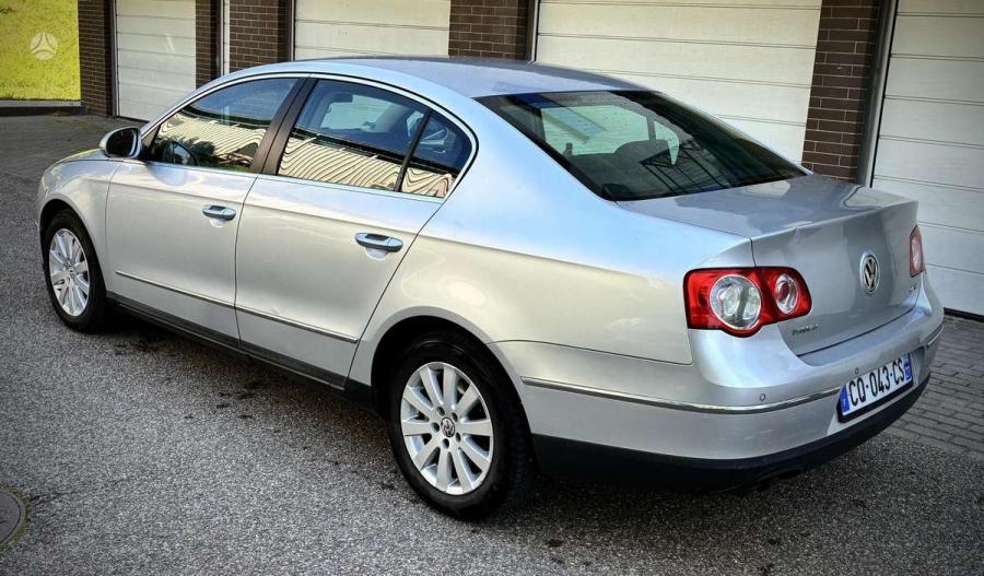 Pelēks Volkswagen Passat 2006 Viļņa, ar dzinēja tilpumu 2.00 L un nobraukumu 275 tūkst. km par 2199 €, foto 8 vietnē AUTOMOTO.COM.LV