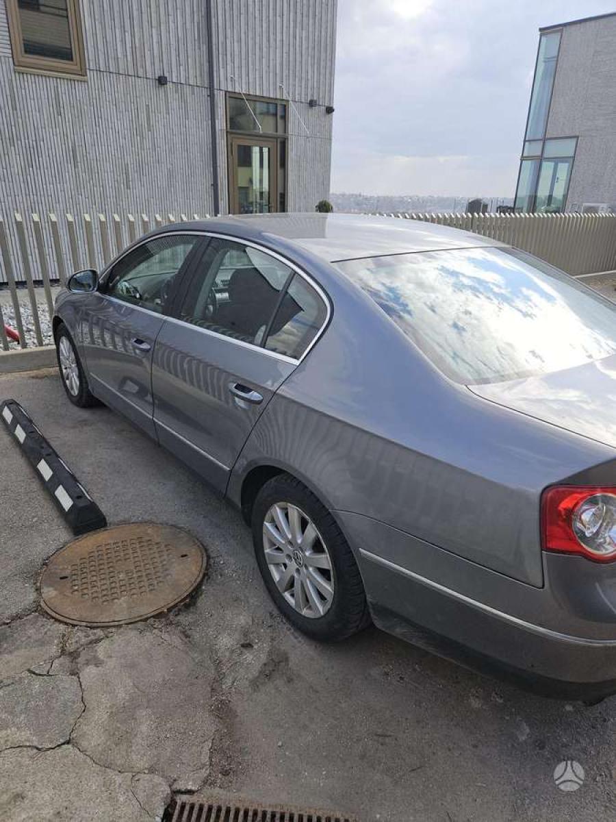 Pelēks Volkswagen Passat 2006 Kauņa, ar dzinēja tilpumu 1.97 L un nobraukumu 249 tūkst. km par 2250 €, foto 8 vietnē AUTOMOTO.COM.LV