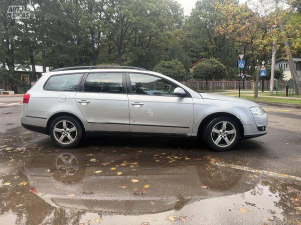 Volkswagen Passat 2006 Alīta vietnē Pelēks Volkswagen Passat 2006 Alīta, ar dzinēja tilpumu 2.00 L un nobraukumu 444 tūkst. km par 950 €, foto 5 vietnē AUTOMOTO.COM.LV