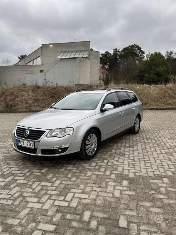 Pelēks Volkswagen Passat 2007 Viļņa, ar dzinēja tilpumu 1.97 L un nobraukumu 341 tūkst. km par 1500 €, foto 2 vietnē AUTOMOTO.COM.LV