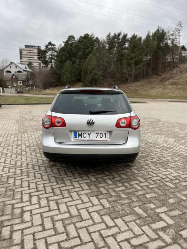 Pelēks Volkswagen Passat 2007 Viļņa, ar dzinēja tilpumu 1.97 L un nobraukumu 341 tūkst. km par 1500 €, foto 5 vietnē AUTOMOTO.COM.LV