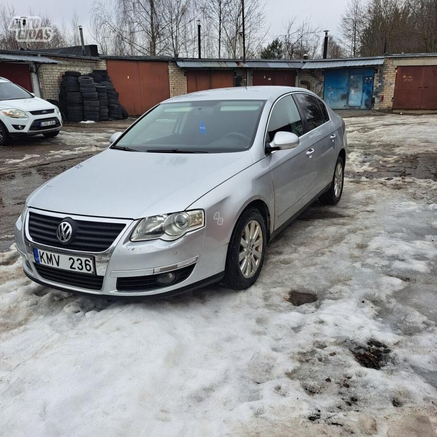 Pelēks Volkswagen Passat 2007 Alīta, ar dzinēja tilpumu 1.90 L un nobraukumu 333 tūkst. km par 1199 €, foto 3 vietnē AUTOMOTO.COM.LV
