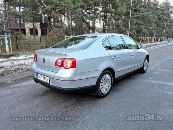 Grey Volkswagen Passat 2007 in Tallinn, with an engine capacity of 2.00 L and mileage of 234 thousand km for 1790 €, photo 4 on AUTOMOTO.COM.LV