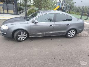 Grey Volkswagen Passat 2007 in Kaunas, with an engine capacity of 2.00 L and mileage of 398 thousand km for 950 €, photo 4 on AUTOMOTO.COM.LV