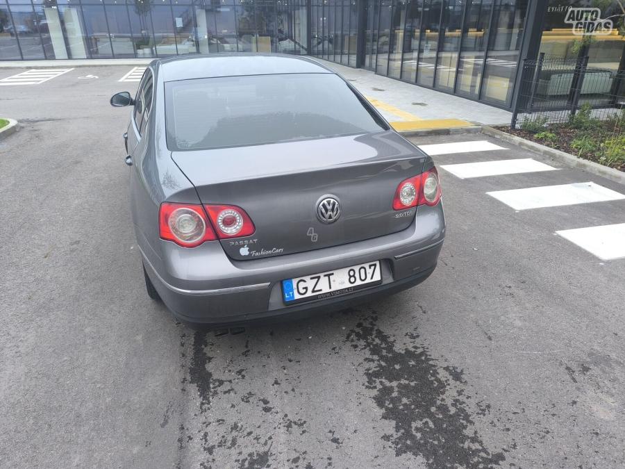 Grey Volkswagen Passat 2007 in Kaunas, with an engine capacity of 2.00 L and mileage of 398 thousand km for 950 €, photo 5 on AUTOMOTO.COM.LV