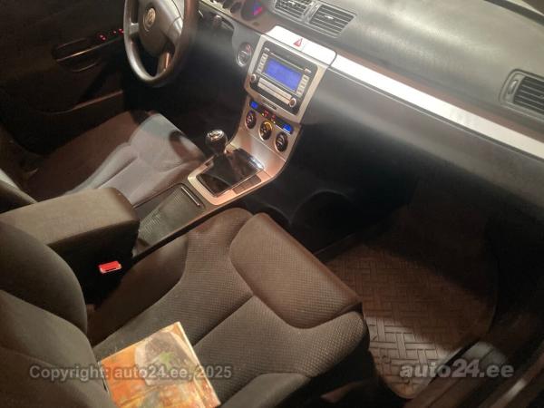 Grey Volkswagen Passat 2008 in Tartu, with an engine capacity of 1.90 L and mileage of 396 thousand km for 999 €, photo 11 on AUTOMOTO.COM.LV