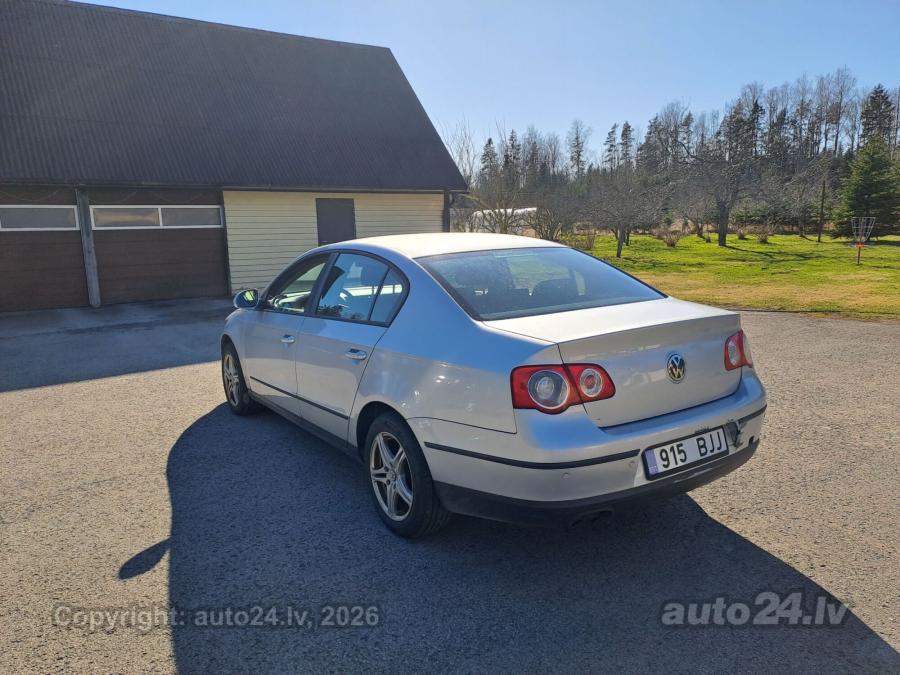 Pelēks Volkswagen Passat 2008 Tallina, ar dzinēja tilpumu 1.90 L un nobraukumu 325 tūkst. km par 2500 €, foto 5 vietnē AUTOMOTO.COM.LV