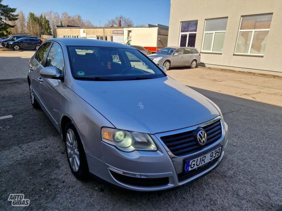 Grey Volkswagen Passat 2008 in Klaipeda, with an engine capacity of 2.00 L and mileage of 310 thousand km for 1150 €, photo 3 on AUTOMOTO.COM.LV