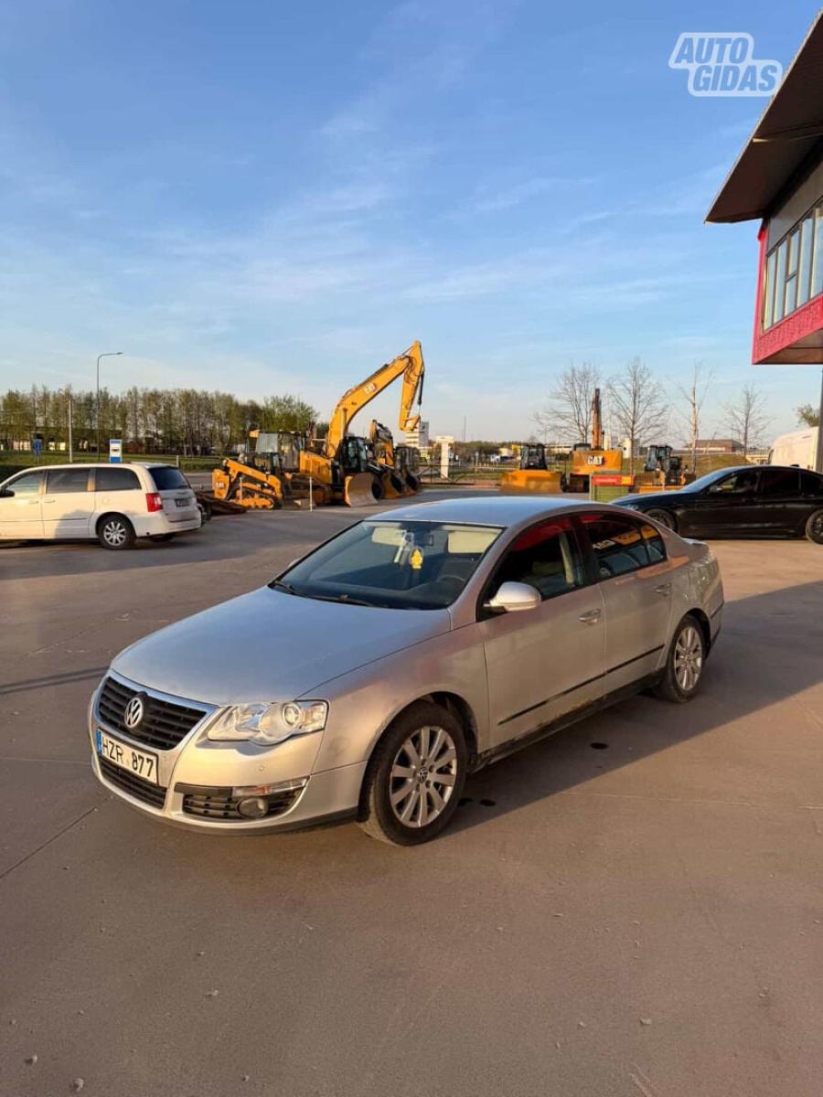 Grey Volkswagen Passat 2008 in Kaunas, with an engine capacity of 1.90 L and mileage of 420 thousand km for 999 €, photo 8 on AUTOMOTO.COM.LV