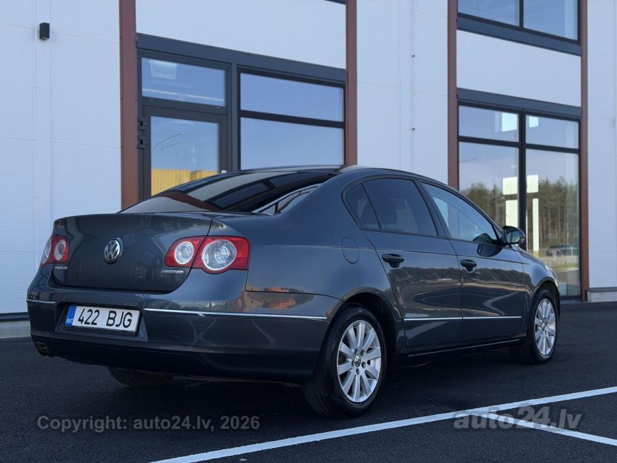 Pelēks Volkswagen Passat 2008 Tallina, ar dzinēja tilpumu 1.90 L un nobraukumu 294 tūkst. km par 1990 €, foto 5 vietnē AUTOMOTO.COM.LV