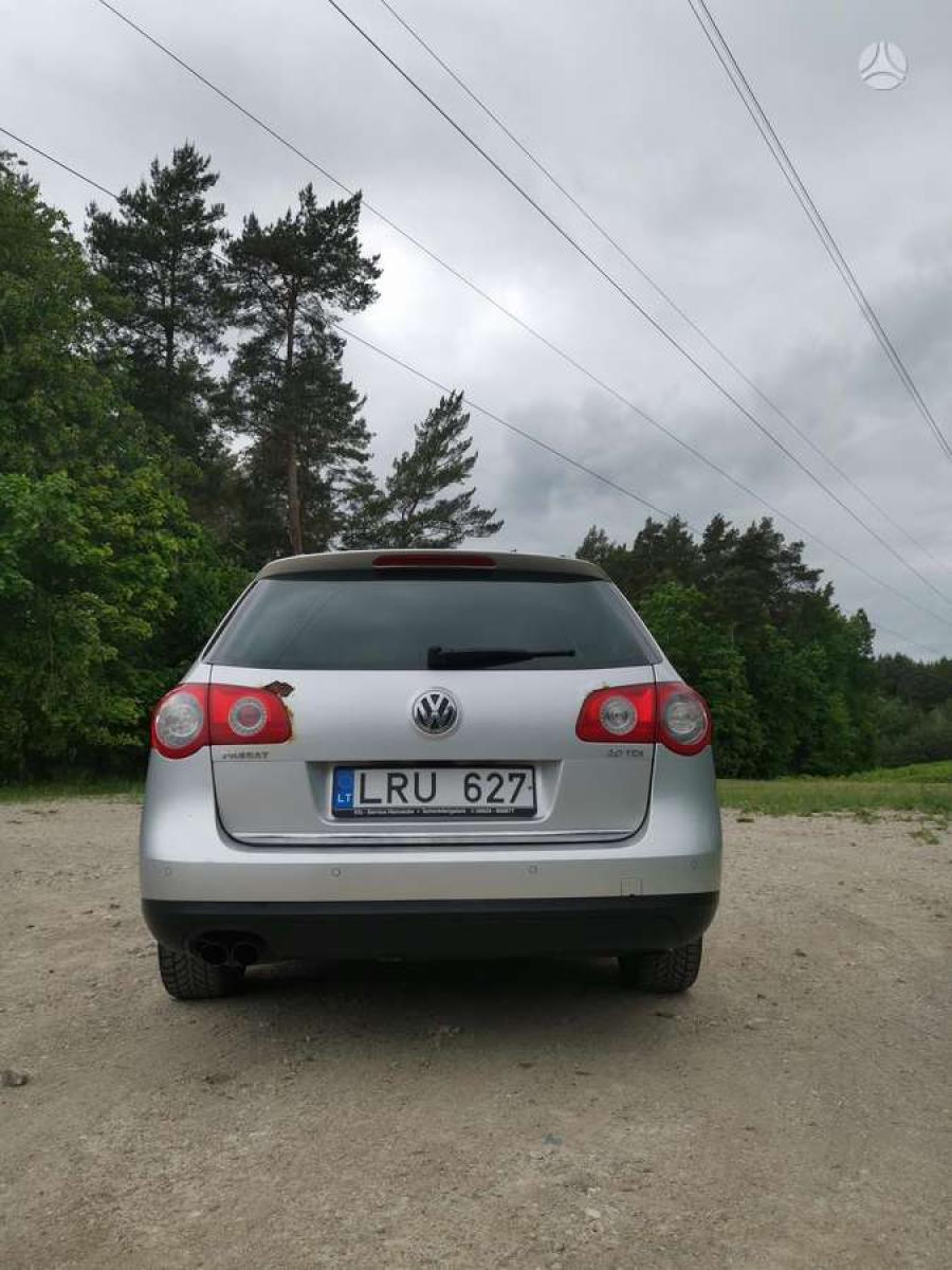 Pelēks Volkswagen Passat 2008 Kauņa, ar dzinēja tilpumu 1.97 L un nobraukumu 333 tūkst. km par 1450 €, foto 3 vietnē AUTOMOTO.COM.LV