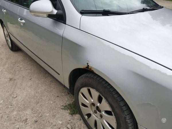 Grey Volkswagen Passat 2008 in Kaunas, with an engine capacity of 1.97 L and mileage of 333 thousand km for 1450 €, photo 4 on AUTOMOTO.COM.LV