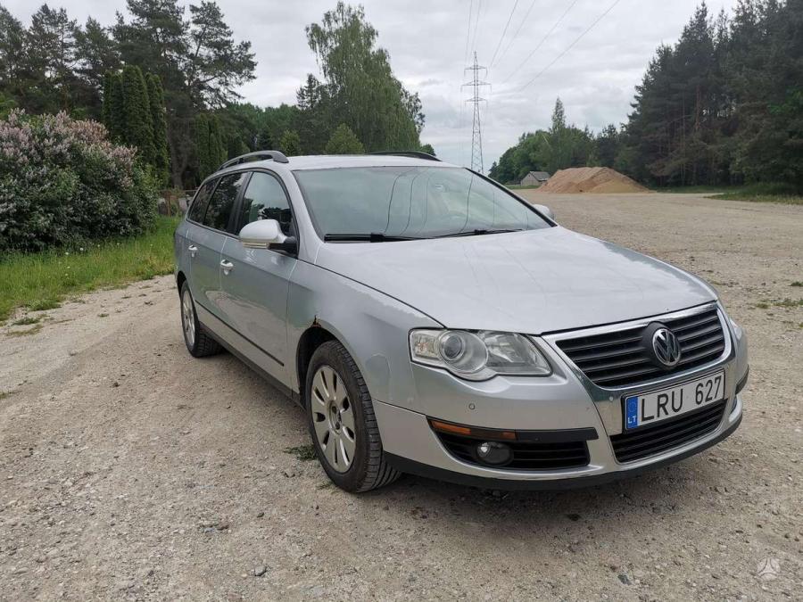 Pelēks Volkswagen Passat 2008 Kauņa, ar dzinēja tilpumu 1.97 L un nobraukumu 333 tūkst. km par 1450 €, foto 14 vietnē AUTOMOTO.COM.LV