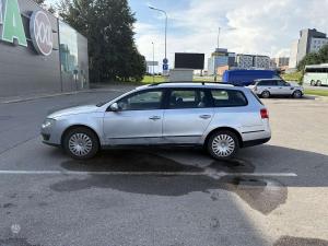 Pelēks Volkswagen Passat 2008 Viļņa, ar dzinēja tilpumu 1.90 L un nobraukumu 327 tūkst. km par 1000 €, foto 6 vietnē AUTOMOTO.COM.LV