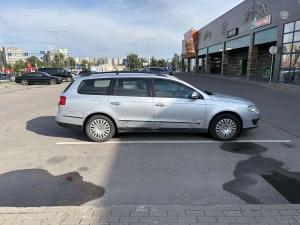 Pelēks Volkswagen Passat 2008 Viļņa, ar dzinēja tilpumu 1.90 L un nobraukumu 327 tūkst. km par 1000 €, foto 7 vietnē AUTOMOTO.COM.LV