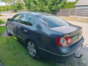 Grey Volkswagen Passat 2009 in Kaunas, with an engine capacity of 2.00 L and mileage of 283 thousand km for 1750 €, photo 6 on AUTOMOTO.COM.LV