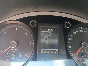 Grey Volkswagen Passat 2009 in Kaunas, with an engine capacity of 2.00 L and mileage of 283 thousand km for 1750 €, photo 12 on AUTOMOTO.COM.LV