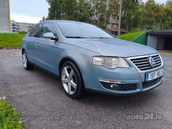 Volkswagen Passat 2009 in Tallinn on AUTOMOTO.COM.LV Grey Volkswagen Passat 2009 in Tallinn, with an engine capacity of 2.00 L and mileage of 216 thousand km for 2990 €, photo 3 on AUTOMOTO.COM.LV