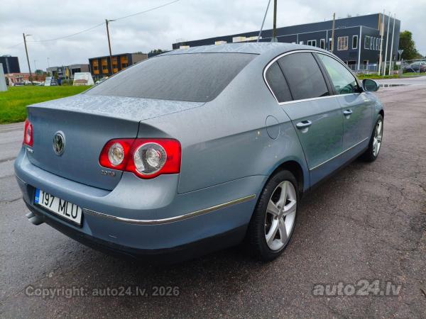Volkswagen Passat 2009 in Tallinn on AUTOMOTO.COM.LV Grey Volkswagen Passat 2009 in Tallinn, with an engine capacity of 2.00 L and mileage of 216 thousand km for 2990 €, photo 5 on AUTOMOTO.COM.LV