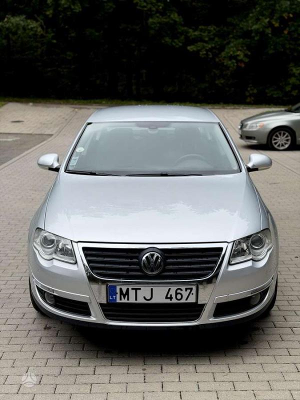 Pelēks Volkswagen Passat 2009 Viļņa, ar dzinēja tilpumu 1.90 L un nobraukumu 260 tūkst. km par 2800 €, foto 4 vietnē AUTOMOTO.COM.LV