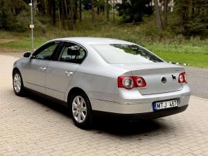 Grey Volkswagen Passat 2009 in Vilnius, with an engine capacity of 1.90 L and mileage of 260 thousand km for 2800 €, photo 5 on AUTOMOTO.COM.LV