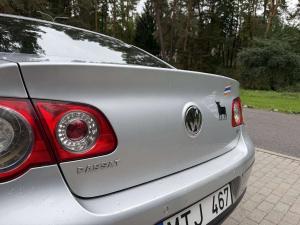 Grey Volkswagen Passat 2009 in Vilnius, with an engine capacity of 1.90 L and mileage of 260 thousand km for 2800 €, photo 17 on AUTOMOTO.COM.LV
