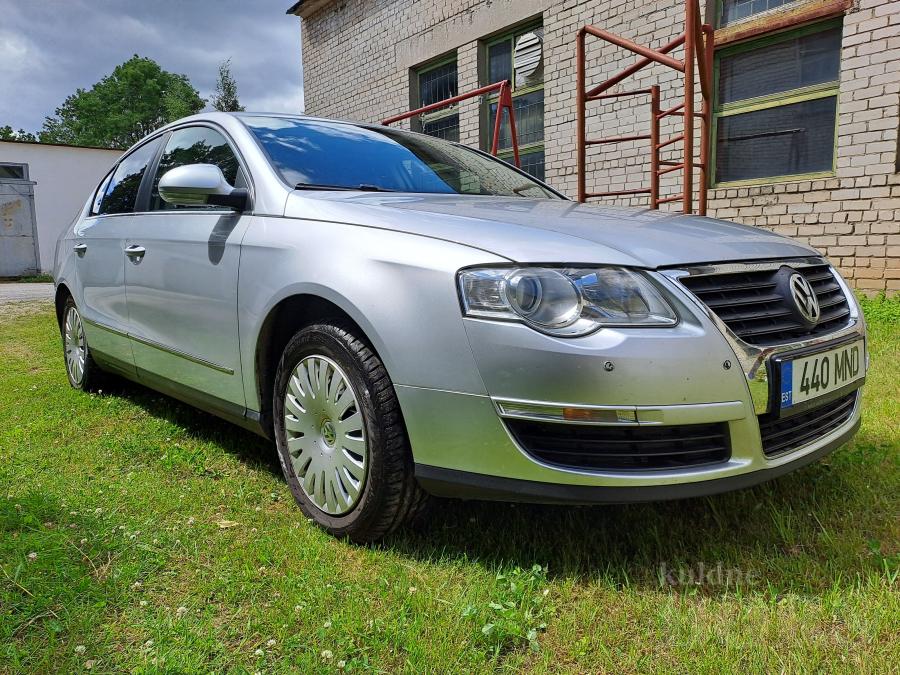 Pelēks Volkswagen Passat 2010 Peltsamā, ar dzinēja tilpumu 0.00 L un nobraukumu 133 tūkst. km par 4450 €, foto 4 vietnē AUTOMOTO.COM.LV