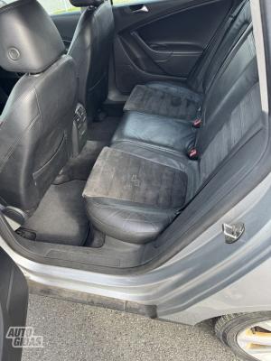 Pelēks Volkswagen Passat 2010 Klaipėda, ar dzinēja tilpumu 2.00 L un nobraukumu 365 tūkst. km par 2500 €, foto 12 vietnē AUTOMOTO.COM.LV