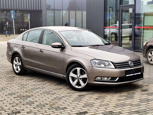 Grey Volkswagen Passat 2011 in Siauliai, with an engine capacity of 2.00 L and mileage of 265 thousand km for 5500 €, photo 5 on AUTOMOTO.COM.LV