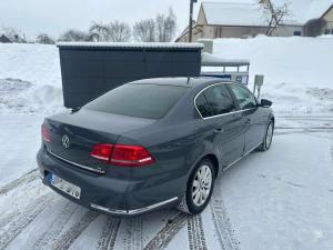 Pelēks Volkswagen Passat 2011 Viļņa, ar dzinēja tilpumu 1.39 L un nobraukumu 340 tūkst. km par 3500 €, foto 2 vietnē AUTOMOTO.COM.LV