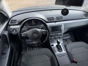Pelēks Volkswagen Passat 2011 Viļņa, ar dzinēja tilpumu 2.00 L un nobraukumu 450 tūkst. km par 3550 €, foto 21 vietnē AUTOMOTO.COM.LV
