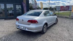 Pelēks Volkswagen Passat 2011 Marijampole, ar dzinēja tilpumu 1.97 L un nobraukumu 226 tūkst. km par 3490 €, foto 10 vietnē AUTOMOTO.COM.LV