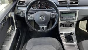 Pelēks Volkswagen Passat 2011 Marijampole, ar dzinēja tilpumu 2.00 L un nobraukumu 226 tūkst. km par 3490 €, foto 12 vietnē AUTOMOTO.COM.LV