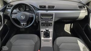 Pelēks Volkswagen Passat 2011 Marijampole, ar dzinēja tilpumu 2.00 L un nobraukumu 226 tūkst. km par 3490 €, foto 31 vietnē AUTOMOTO.COM.LV