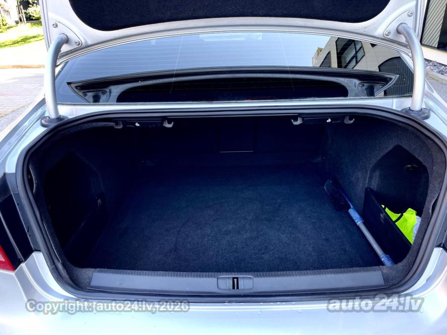 Pelēks Volkswagen Passat 2011 Tartu, ar dzinēja tilpumu 1.80 L un nobraukumu 271 tūkst. km par 3399 €, foto 10 vietnē AUTOMOTO.COM.LV