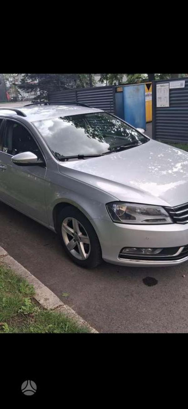 Grey Volkswagen Passat 2011 in Panevezys, with an engine capacity of 1.97 L and mileage of 300 thousand km for 2950 €, photo 1 on AUTOMOTO.COM.LV