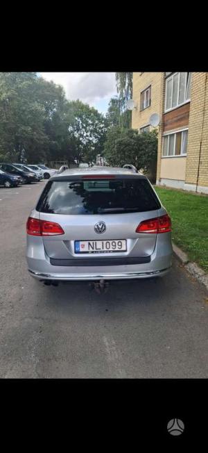 Pelēks Volkswagen Passat 2011 Panevēža, ar dzinēja tilpumu 1.97 L un nobraukumu 300 tūkst. km par 2950 €, foto 4 vietnē AUTOMOTO.COM.LV
