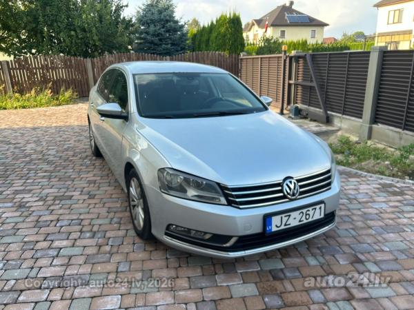 Grey Volkswagen Passat 2011 in Riga, with an engine capacity of 2.00 L and mileage of 284 thousand km for 3900 €, photo 1 on AUTOMOTO.COM.LV