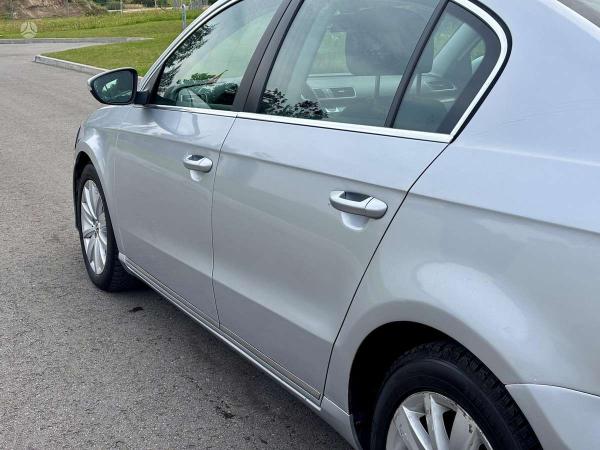 Pelēks Volkswagen Passat 2011 Viļņa, ar dzinēja tilpumu 1.97 L un nobraukumu 394 tūkst. km par 3700 €, foto 5 vietnē AUTOMOTO.COM.LV